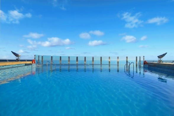 These Incredible Pools are a Must See - Wheelie Good Cruises